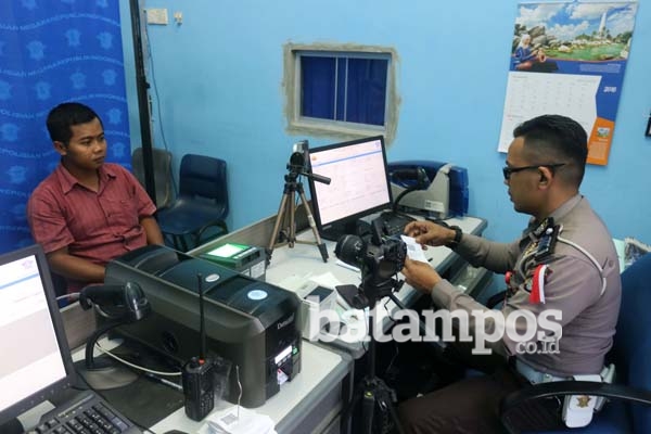 Blanko SIM di Polresta Barelang Kosong – batampos.co.id
