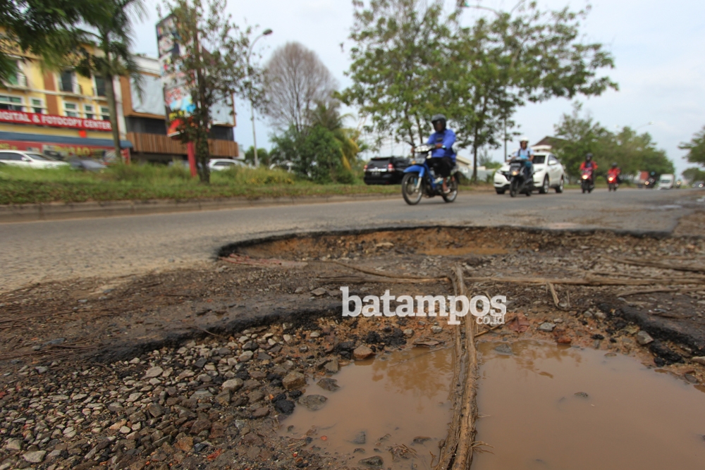Lapor Pak Wali Kota, Beberapa Ruas Jalan di Batam Butuh Perbaikan ...