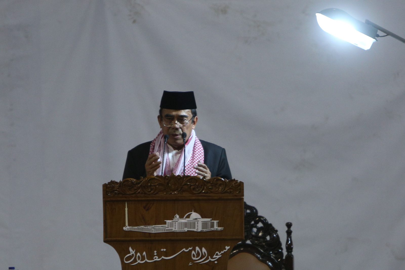 Menteri Agama Fachrul Razi Positif Covid-19 | batampos.co.id