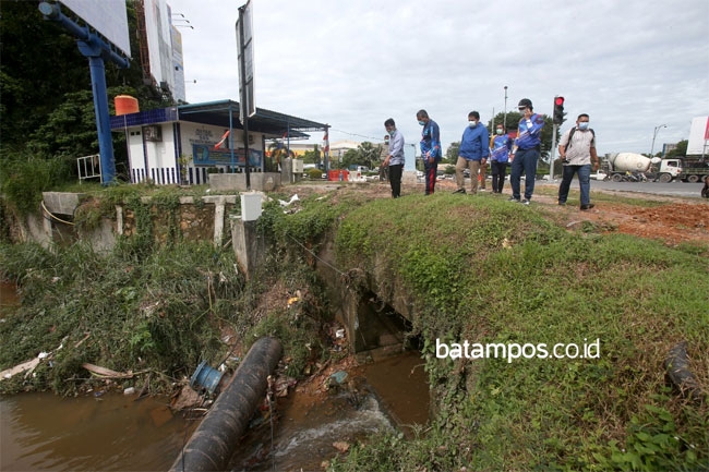 Terungkap, Ini Penyebab Banjir di Simpang Kabil – batampos.co.id