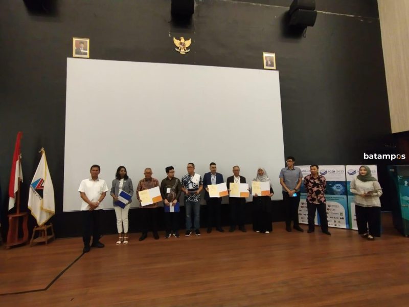 Astragraphia Berkunjung ke Batam Pos, Bahas Peluang Kolaborasi ...