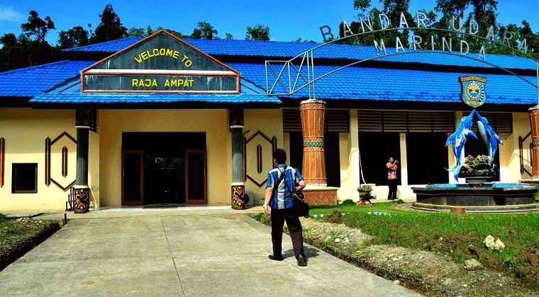 Bandara Raja Ampat Siap Go International - batampos.co.id